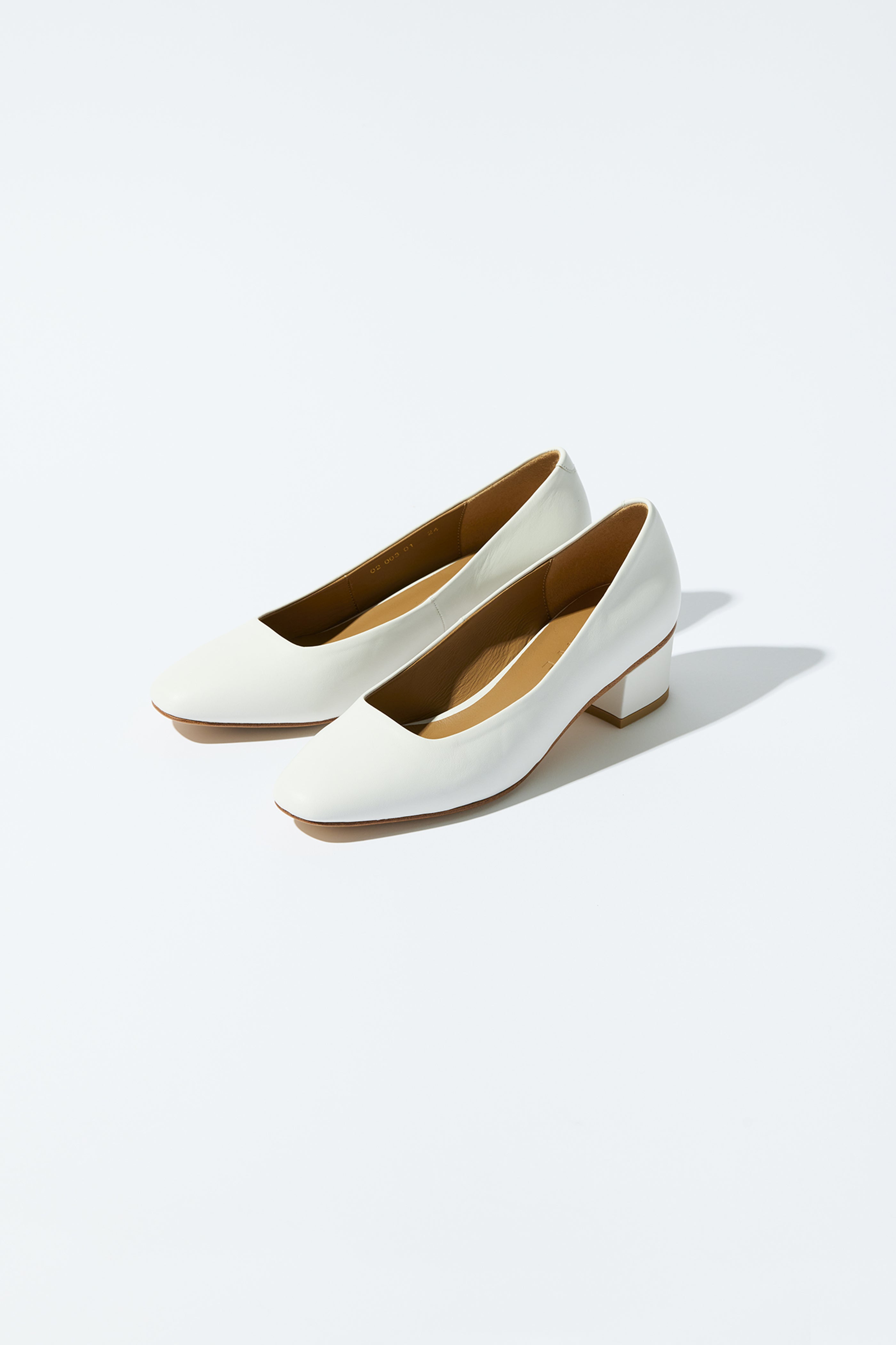 Leather semi-square toe pumps – SaboraMi