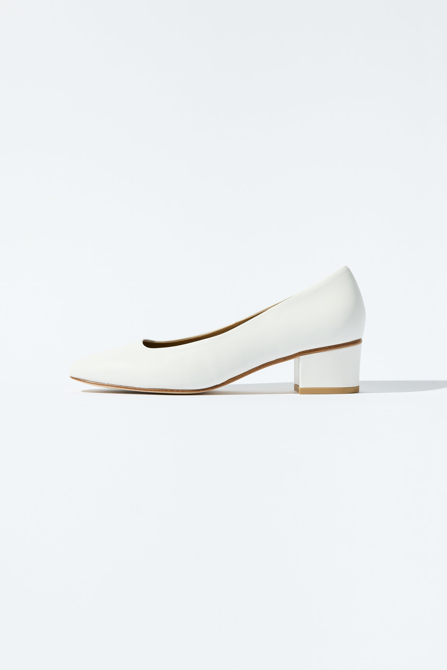 Leather semi-square toe pumps – SaboraMi
